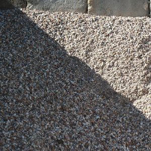 20mm Peaches & Cream Sandstone – Sapar Landscaping Supplies